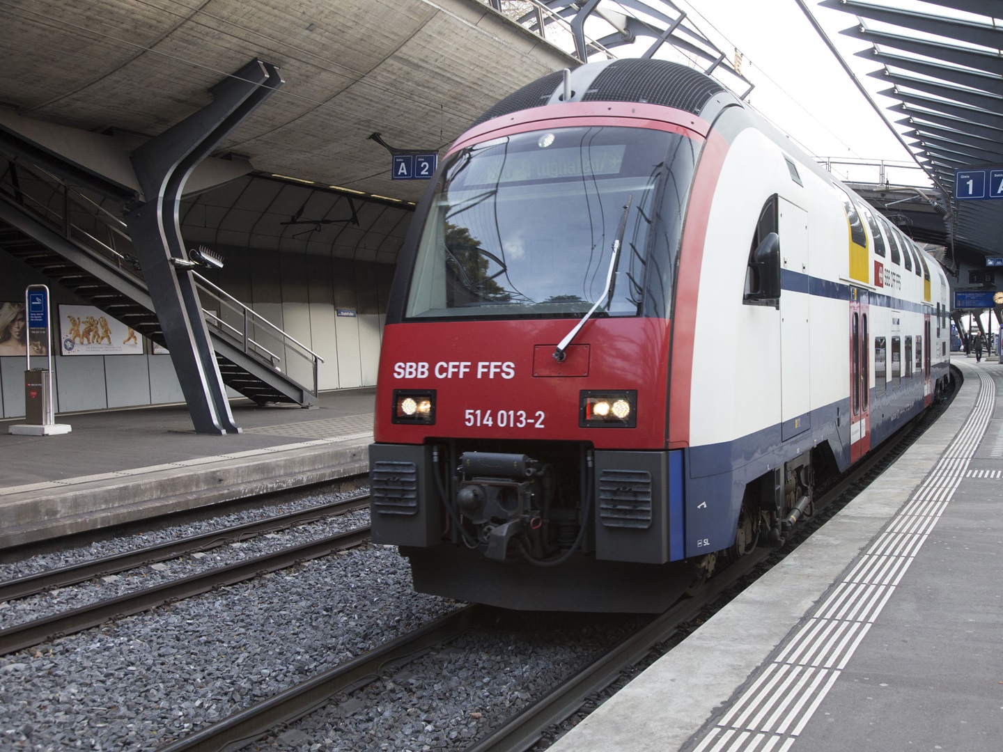 Train, tram & bus – Flughafen Zuerich