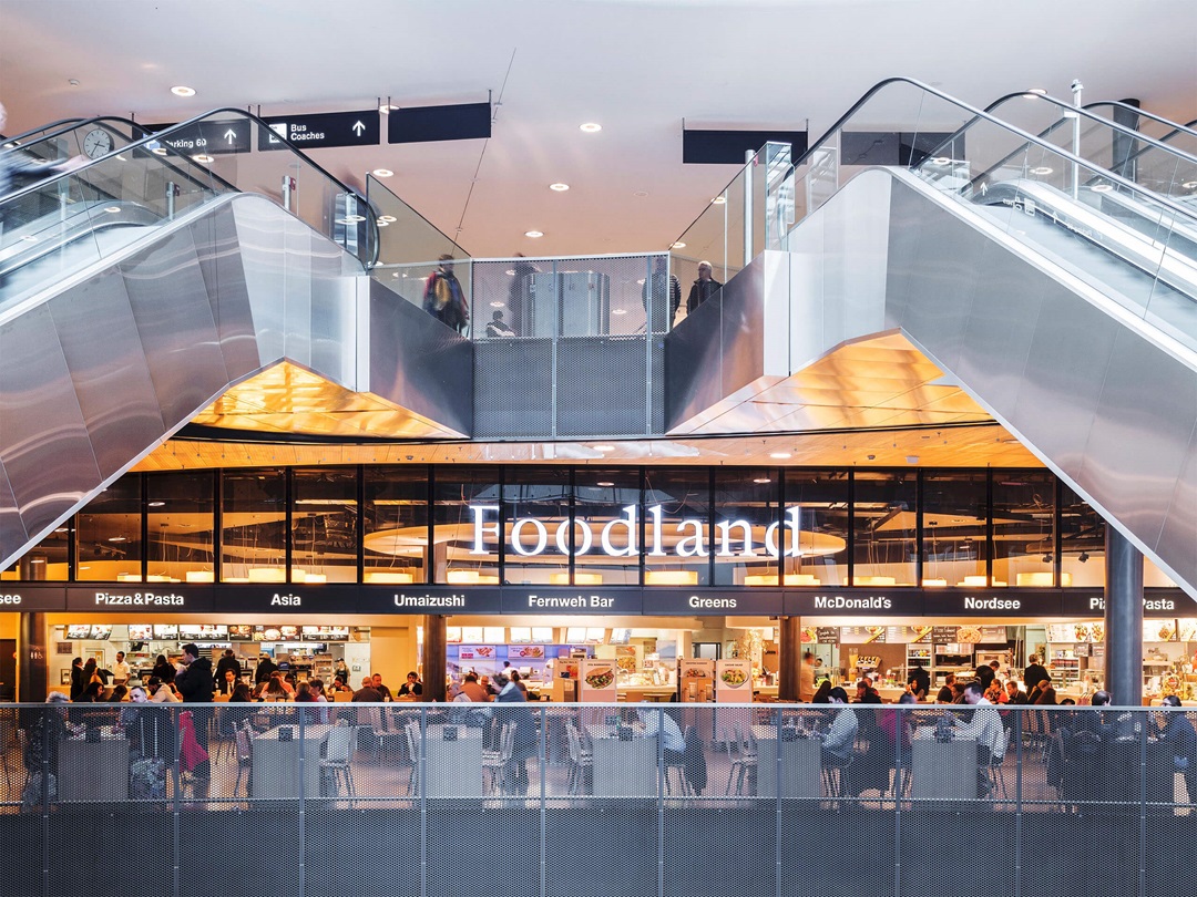 Little Orient – Flughafen Zuerich