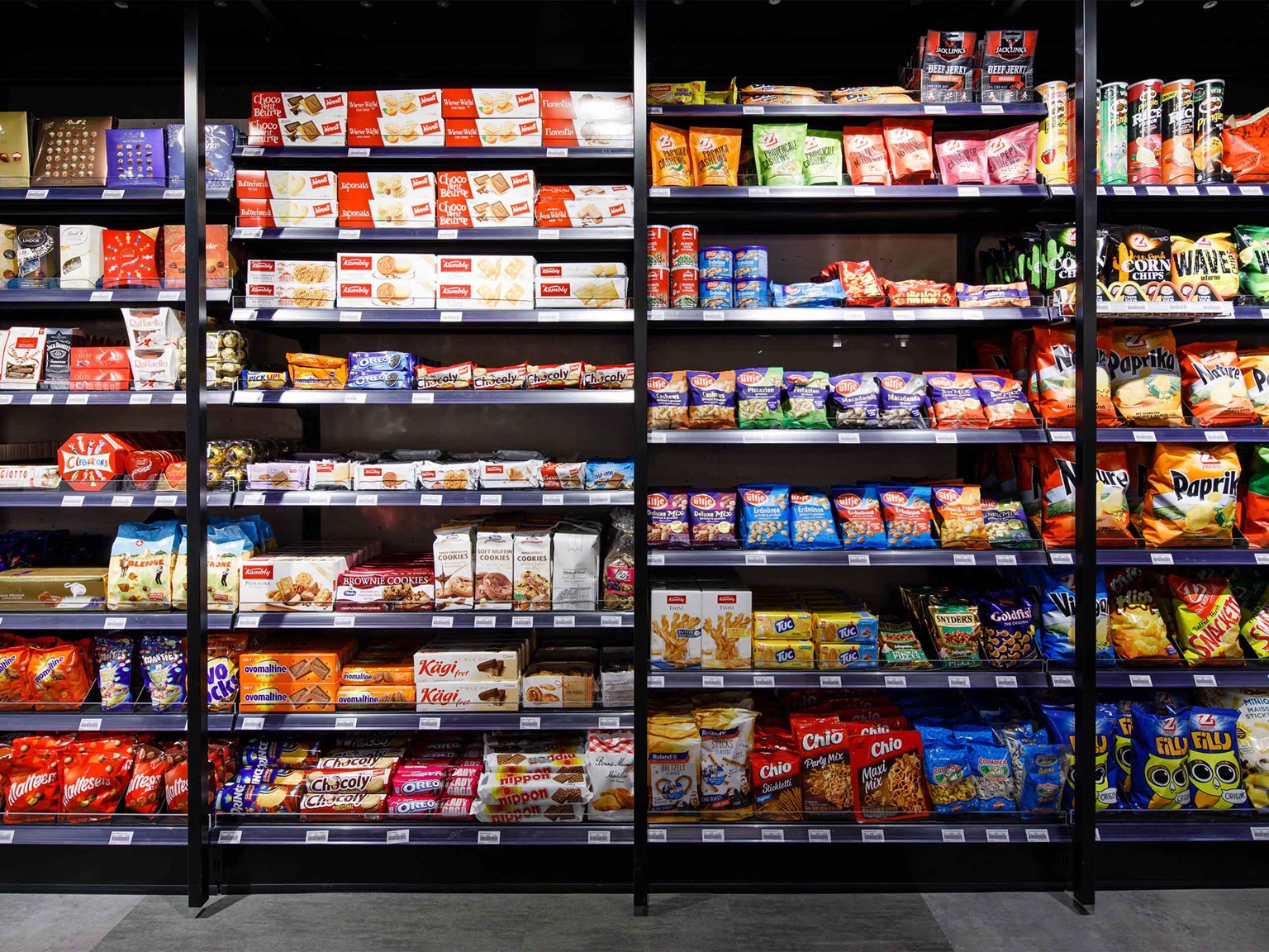 avec – Flughafen Zuerich